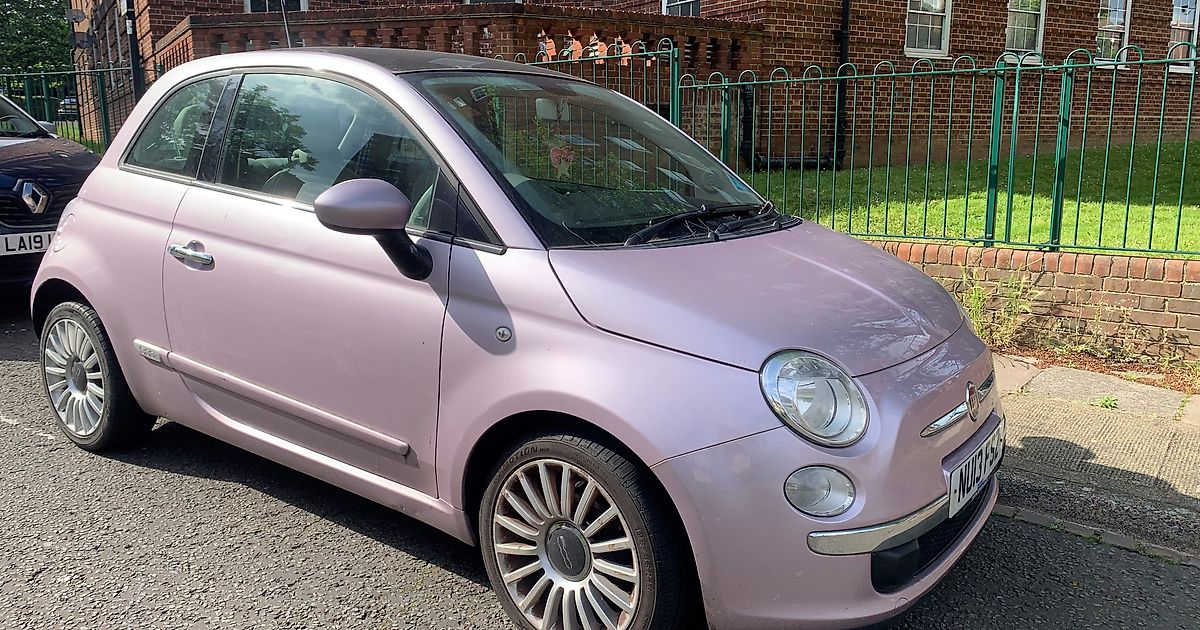 Hire a cheap Fiat 500 from Meg in London, SW4